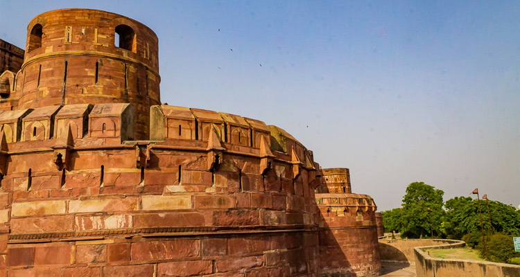 Agra Fort (Timings, History, Entry Fee, Images, Built by & Information ...