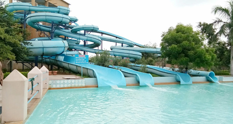 Dolphin Water Park Agra (Timings, History, Entry Fee, Images, Built by ...