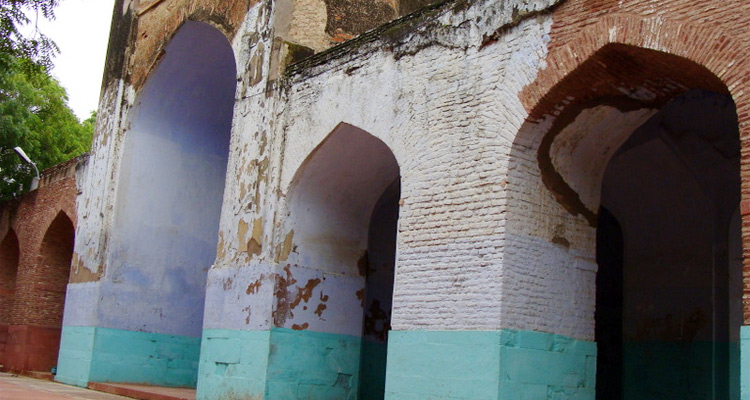 Humayun Mosque Agra (Timings, History, Entry Fee, Images, Built by ...