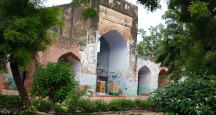 Humayun Mosque Agra (Timings, History, Entry Fee, Images, Built by ...