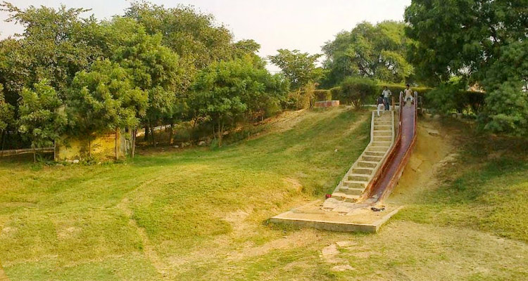 Taj Nature Walk Agra (Timings, History, Entry Fee, Images, Built by ...